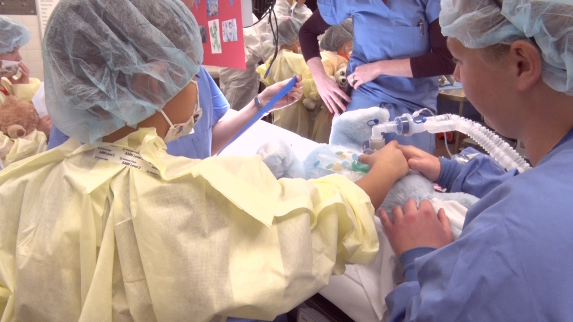 Student Teddy Bears Get Surgery - Lakeland PBS