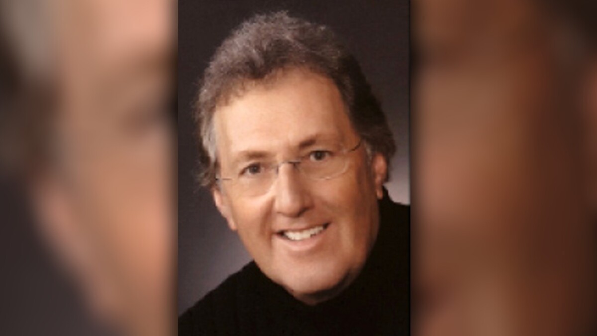 Ray Gildow Receives Duane R. Lund Lifetime Achievement Award - Lakeland PBS