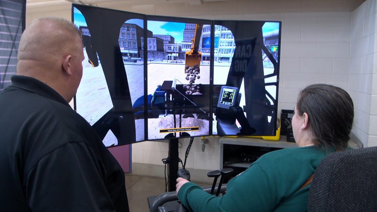 Career Exploration Day at CLC Lets High School Students Try Out ...