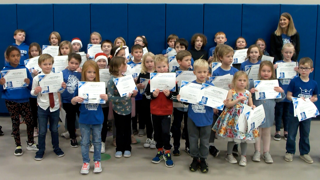 Golden Apple: Baxter Elementary's Student of the Trimester Awards Sees ...