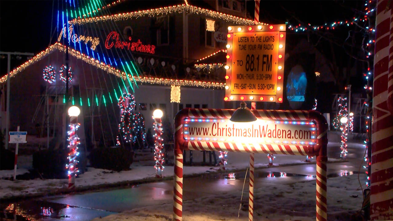 Wadena Resident's Annual Christmas Light Show Excites Tourists and ...