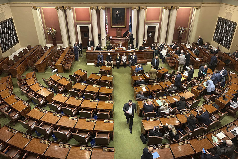 Minnesota Democrats Ask State Supreme Court to Resolve State House ...