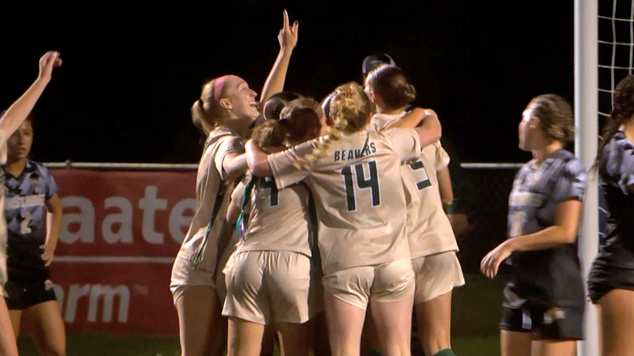 BSU Women's Soccer Gets 3-1 Win Over SMSU in Home Opener