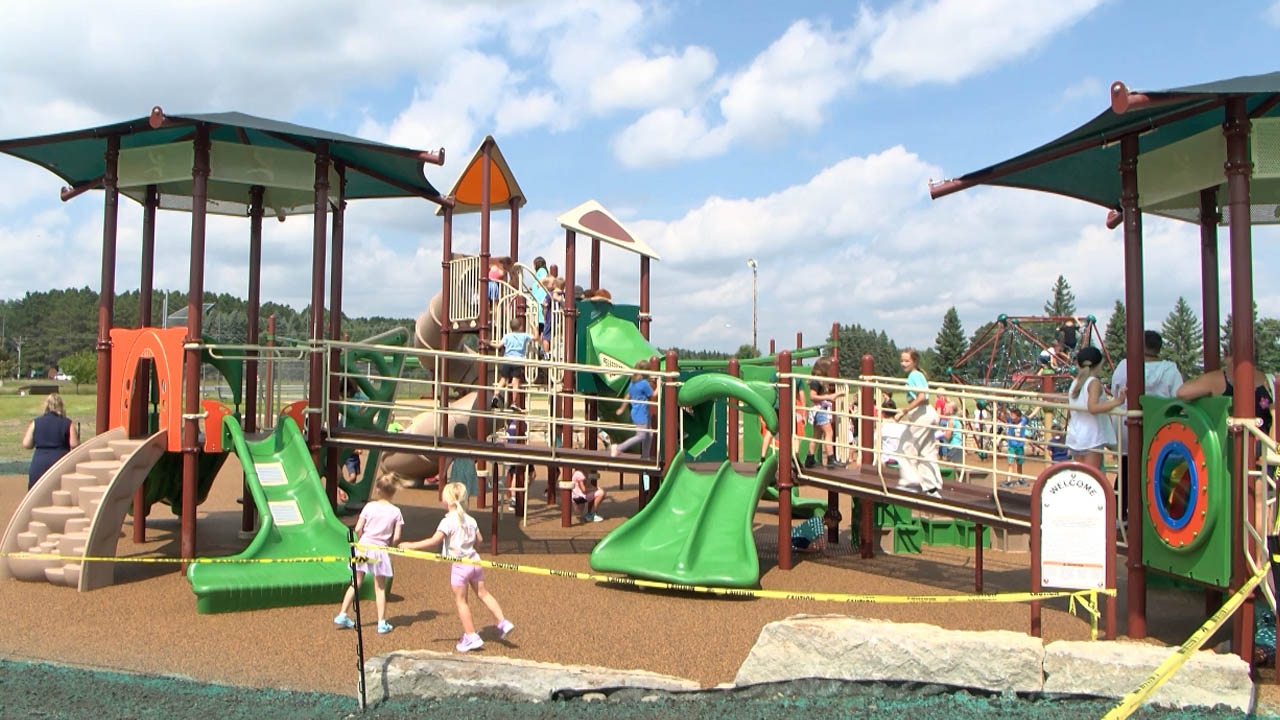 Eagle View Elementary in Breezy Point Opens New Playground