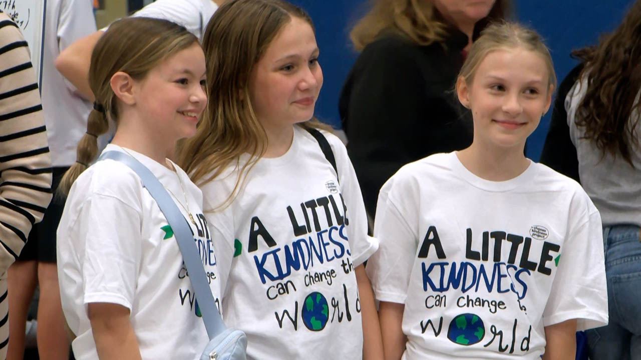 Forestview Middle School in Baxter Hosts 'Choose Kindness' Community Event