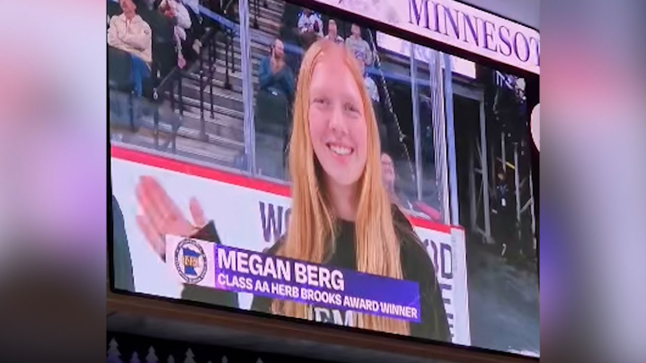 Herb Brooks Award Winner Berg Honored By Minnesota Frost