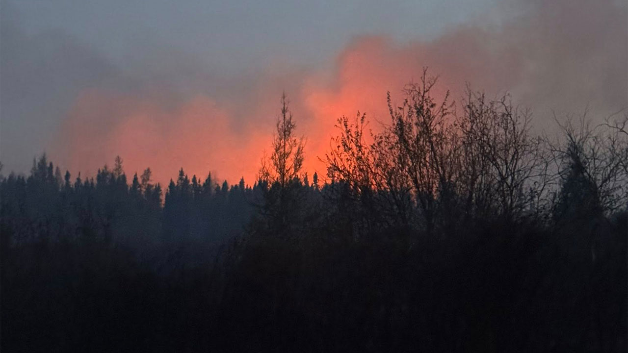 Walz Declares Peacetime Emergency to Direct Resources to NE MN Wildfires