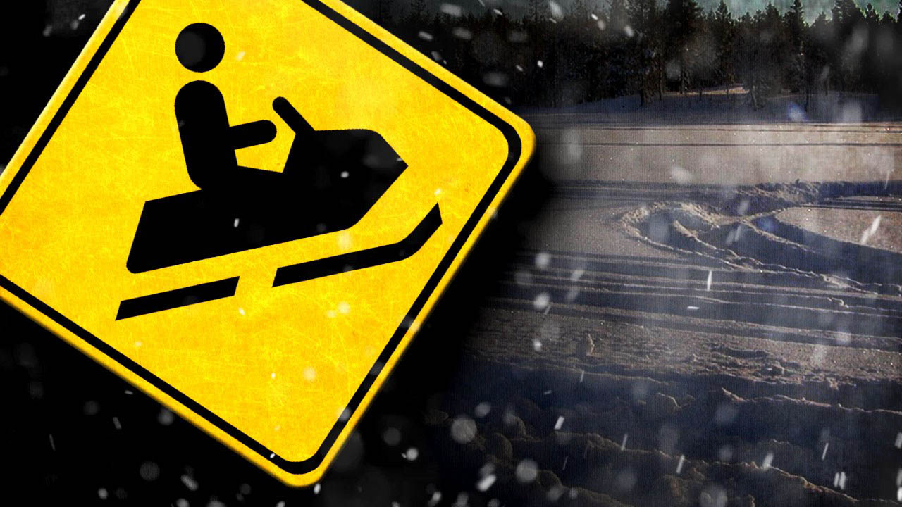 Thief River Falls Man Dies in Snowmobile Crash in Northwest Minnesota